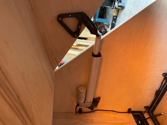 Linear Actuator Mounting Brackets by bak2sj | Download free STL model ...