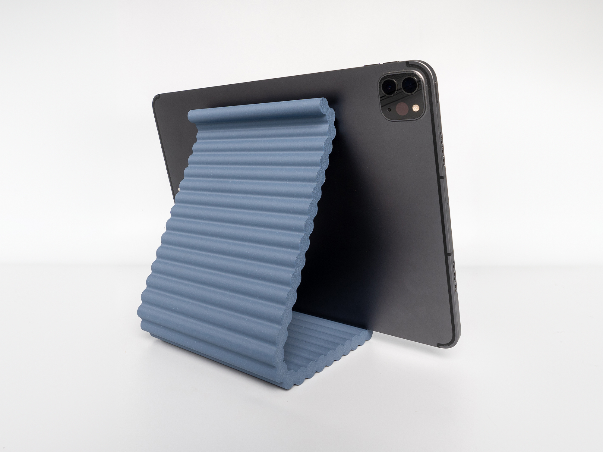 Flip Tablet Stand by Bamingo Design | Printables Store