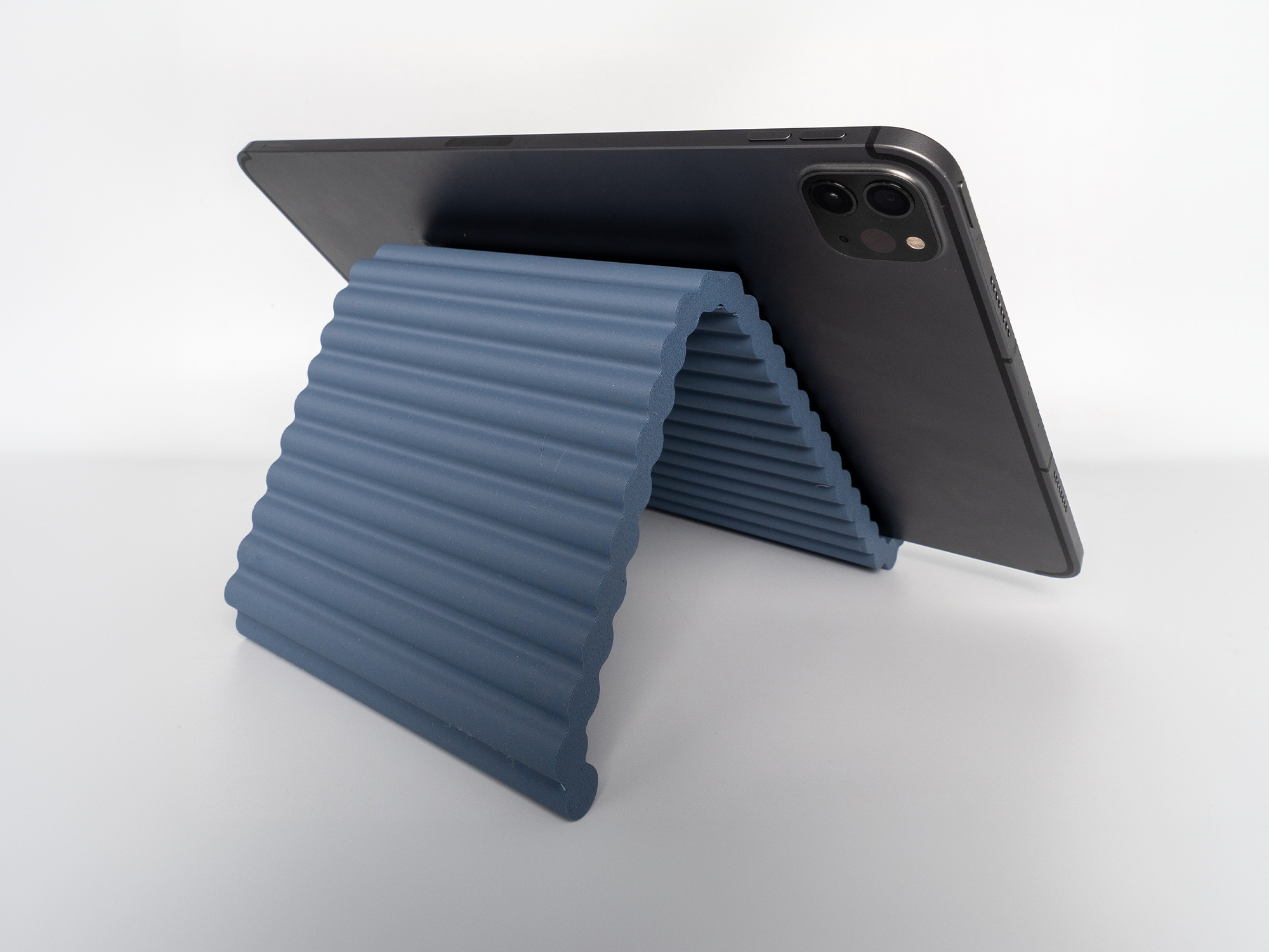 Flip Tablet Stand by Bamingo Design | Printables Store