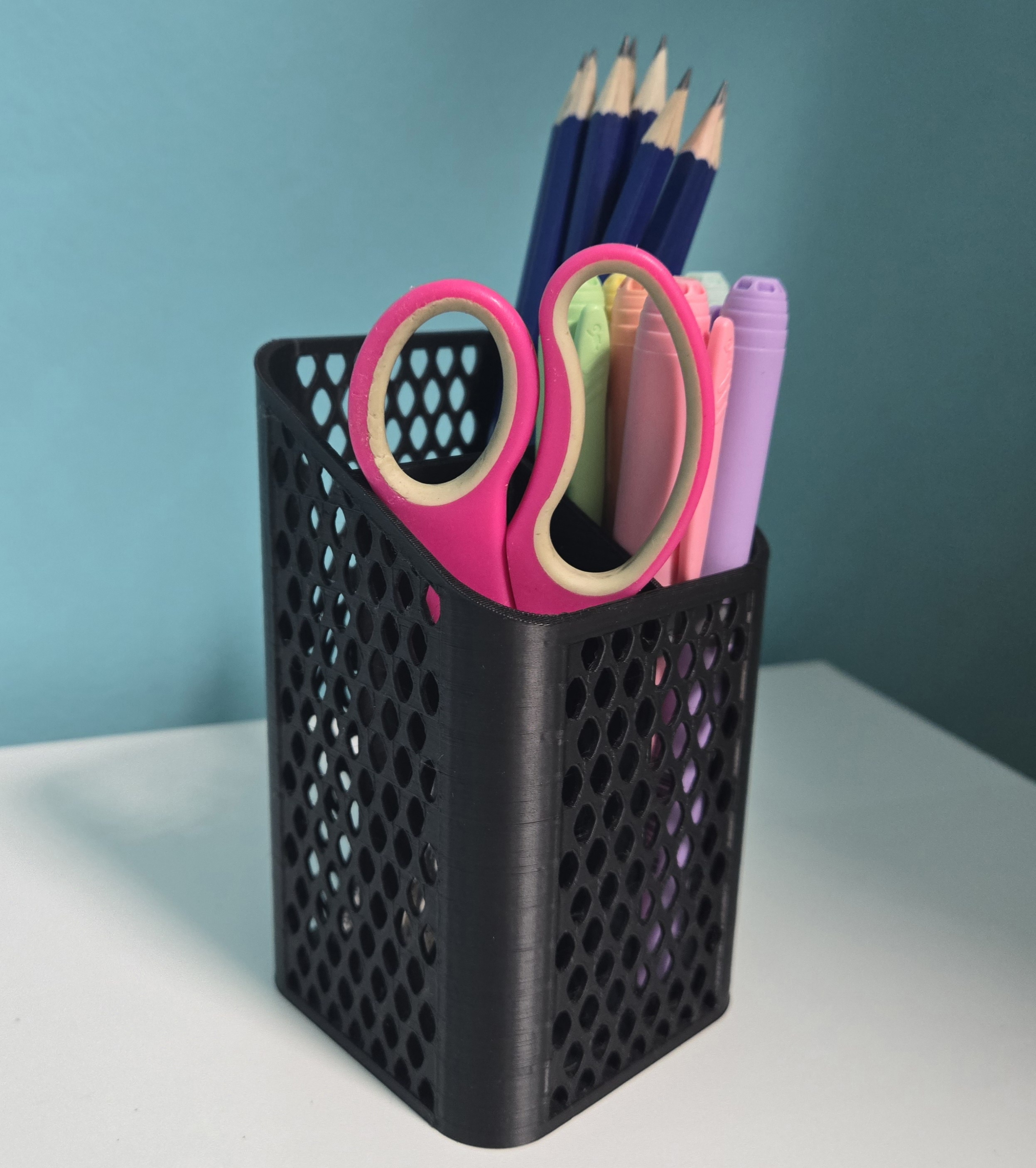 modern pencil cup by MSBstudios | Download free STL model | Printables.com