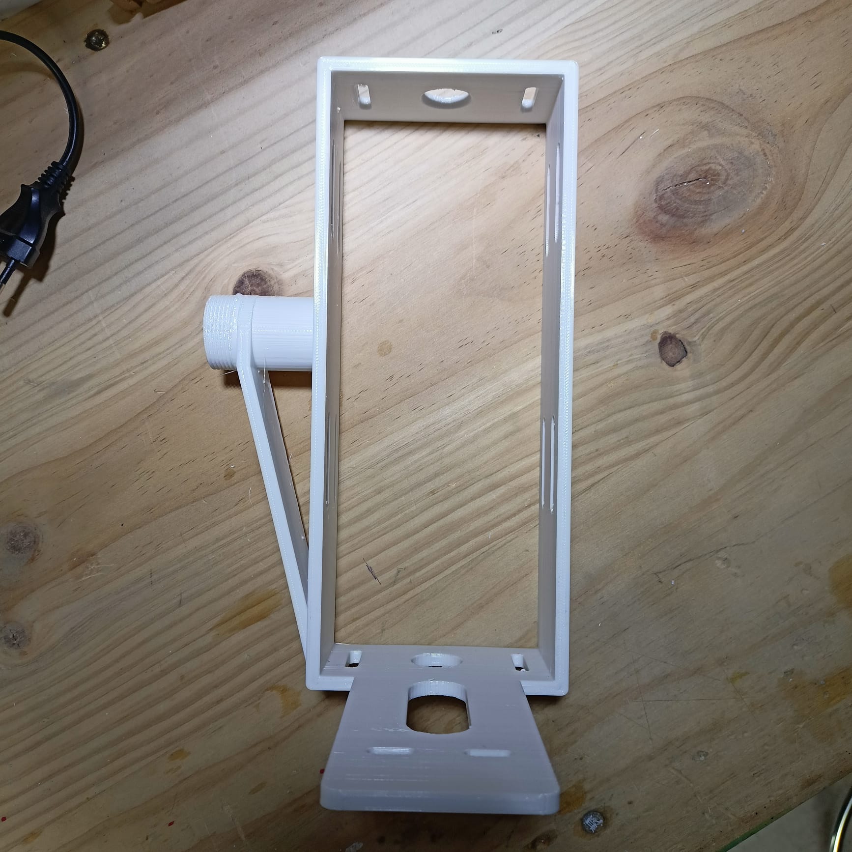 Dry Box Mount for Neptune 3 Pro by basquepunk | Download free STL model ...