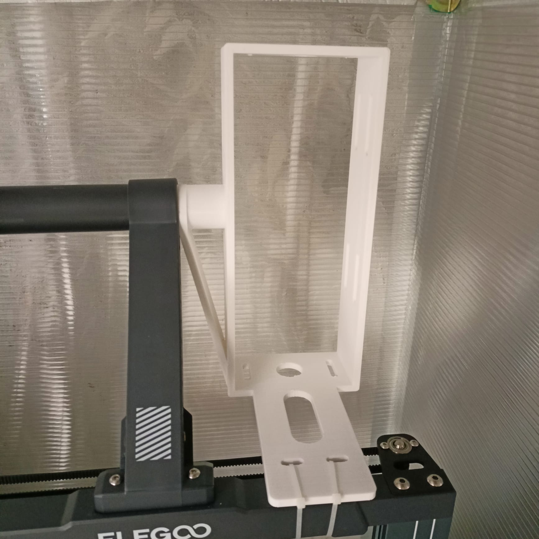 Dry Box Mount for Neptune 3 Pro by basquepunk | Download free STL model ...