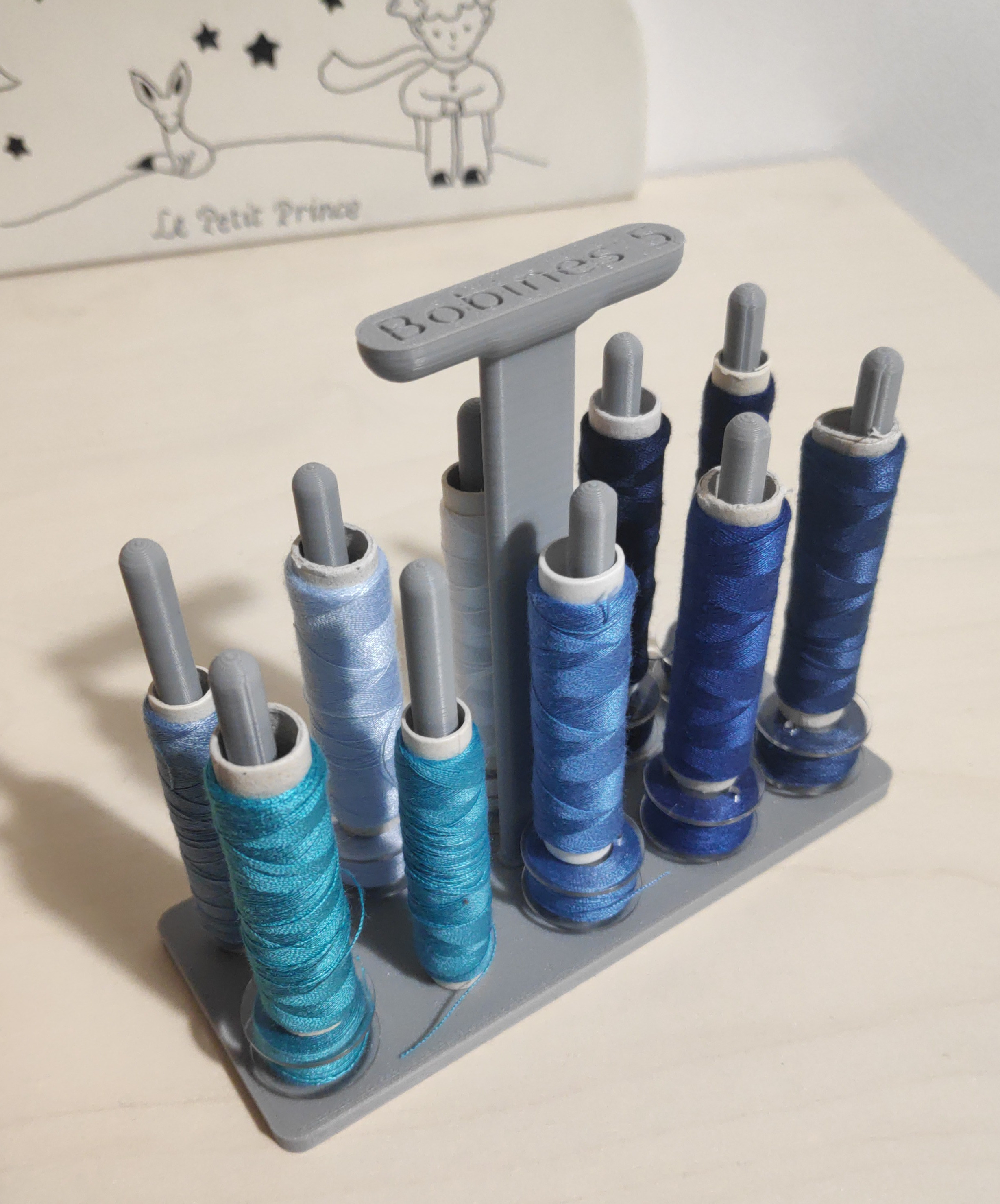 Configurable sewing spool holder by qulix MakerWorld: Download Free 3D ...