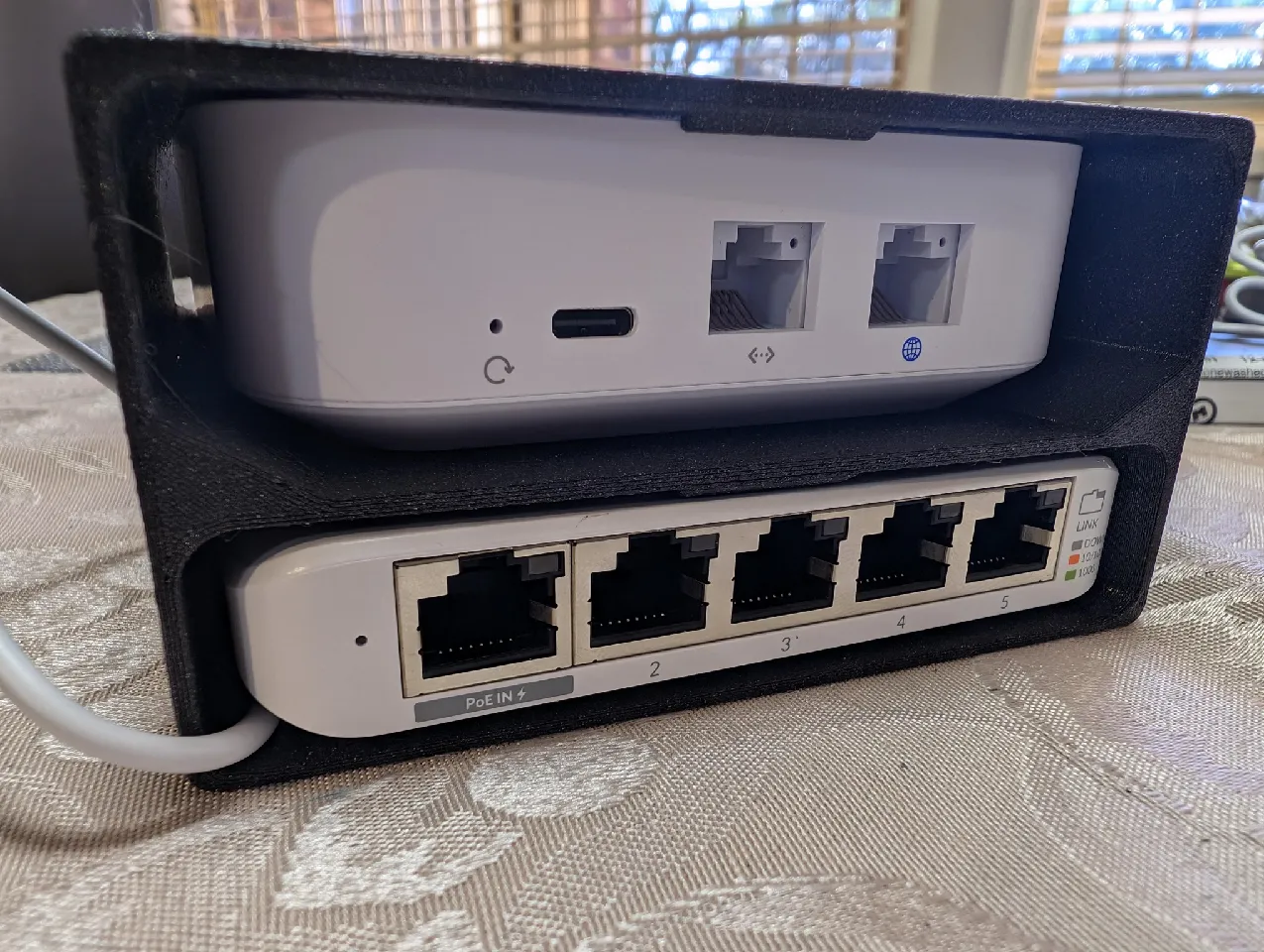 Shelf Stack for Unifi FX (Unifi UX) and Unifi Flex Mini (Unifi USW-Flex ...
