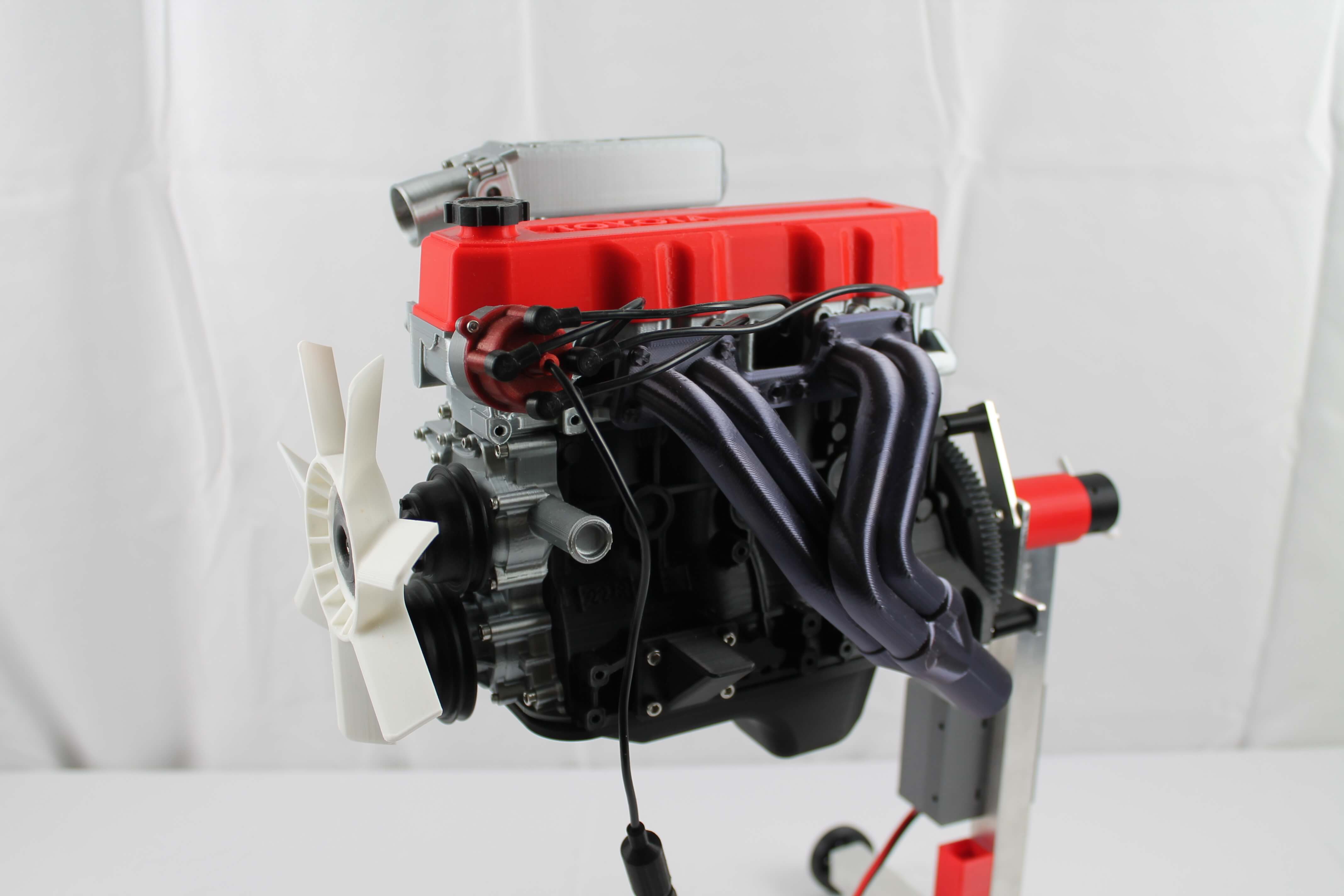Toyota 4 Cylinder Engine 22RE, Complete Working Model - remix with ...