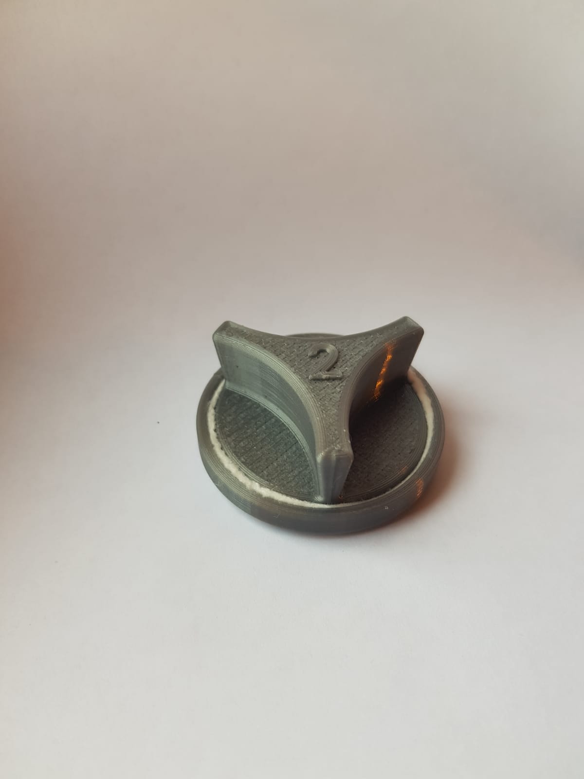 A cotton pad holder for applying glue and cleaning the 3D printer ...