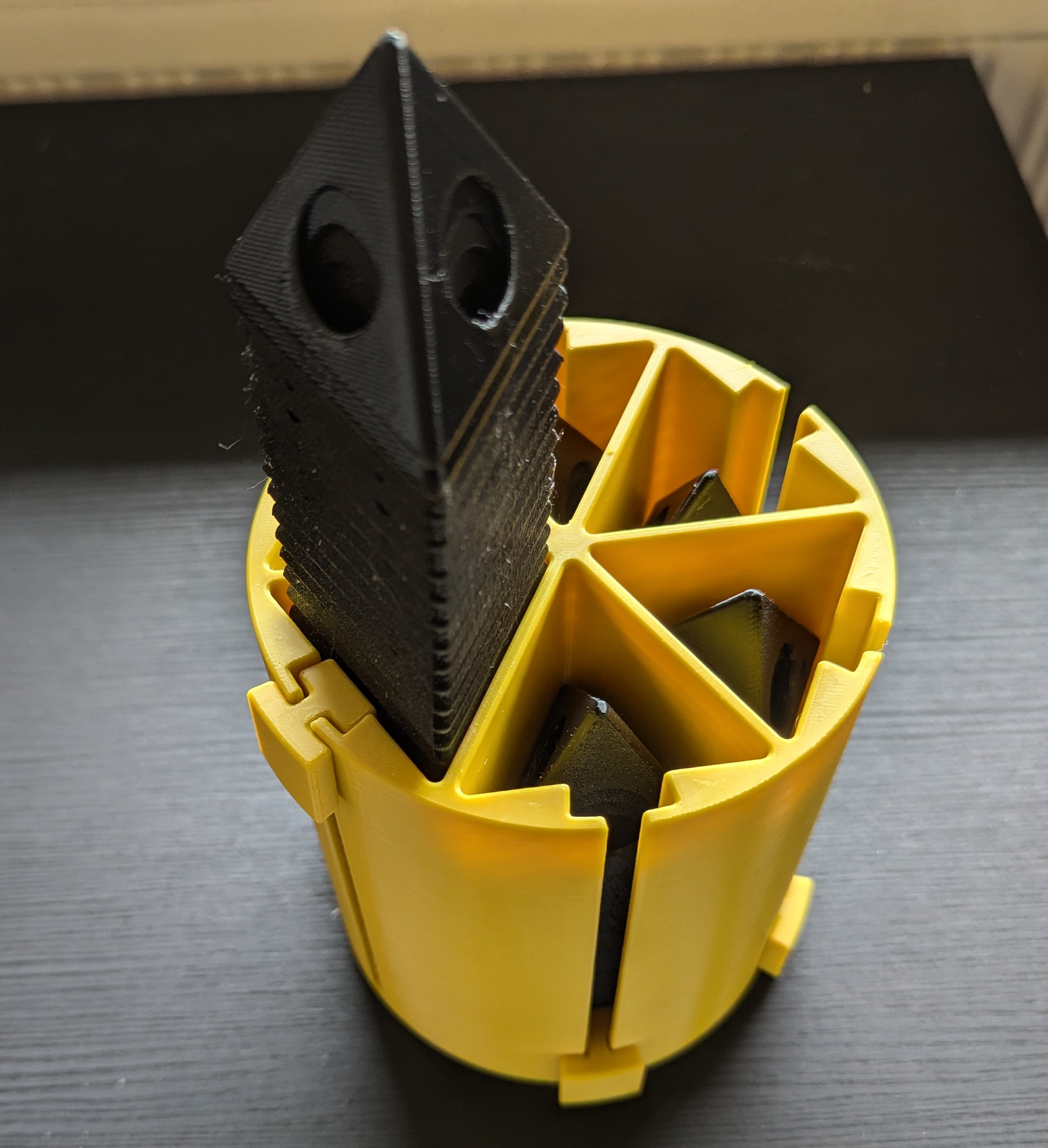 Container for Paint cones by Gertsen | Download free STL model ...