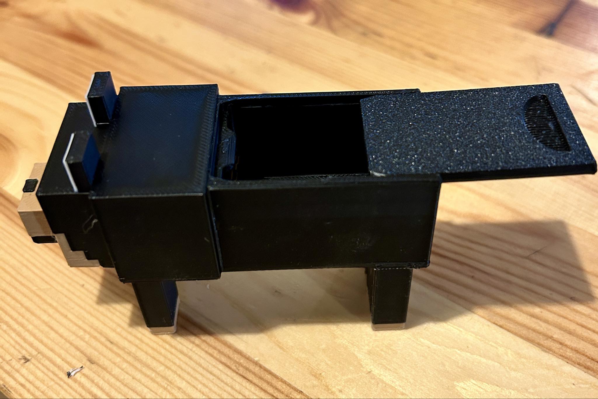 Minecraft Wolf pencil sharpener by Arnold | Download free STL model ...