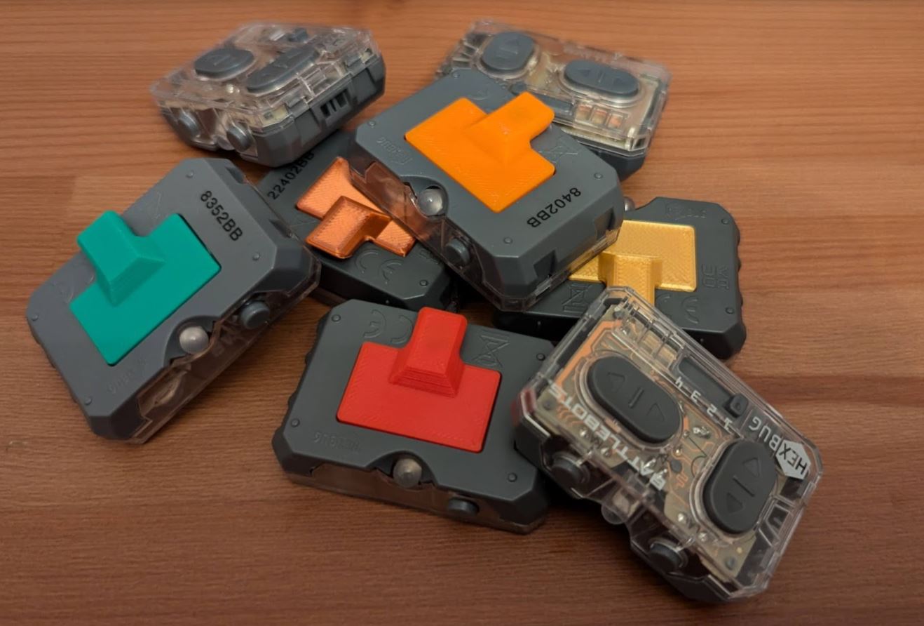 Hexbug Battlebots controller magnetic battery cover von Gnagseim ...