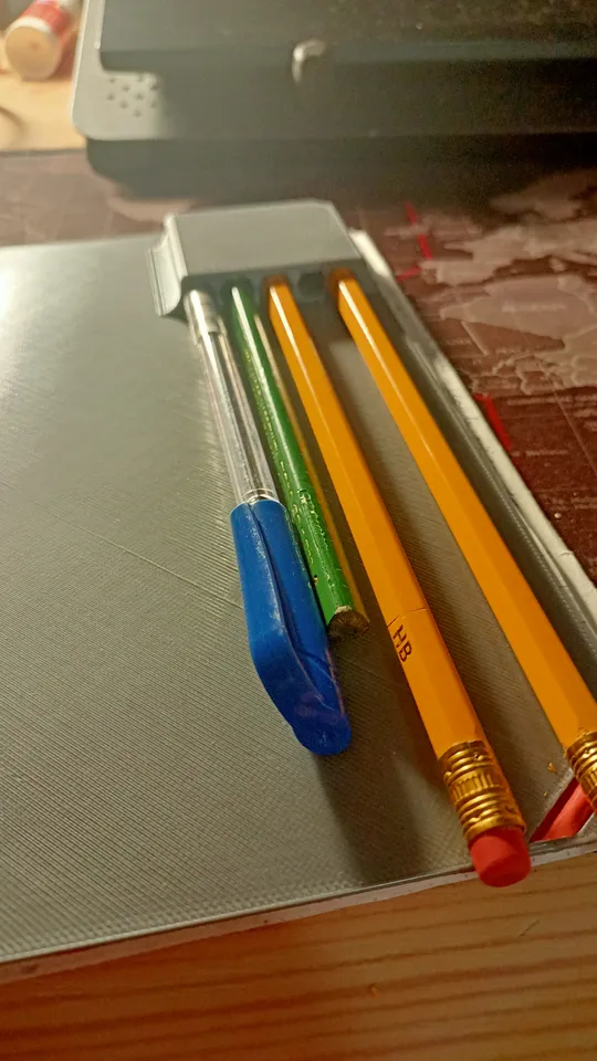 notebook cover with pencil holder by Mateo | Download free STL model ...