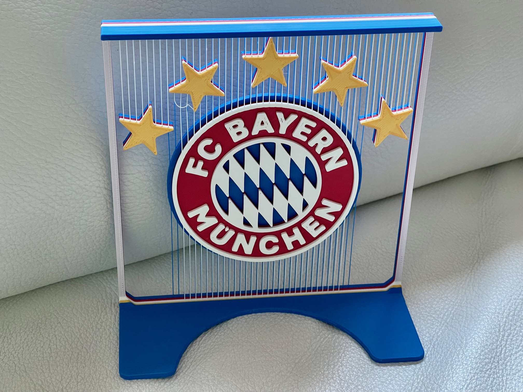 Floating Crest - FC Bayern München by vmLOGIC | Download free STL model ...