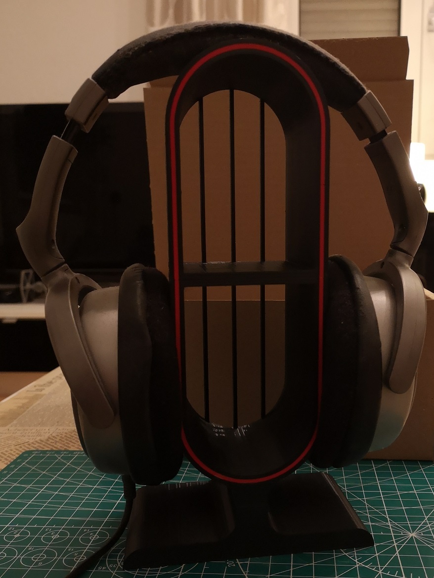 Headset stand + storage. 3 pieces by Chick3nrun | Download free STL ...