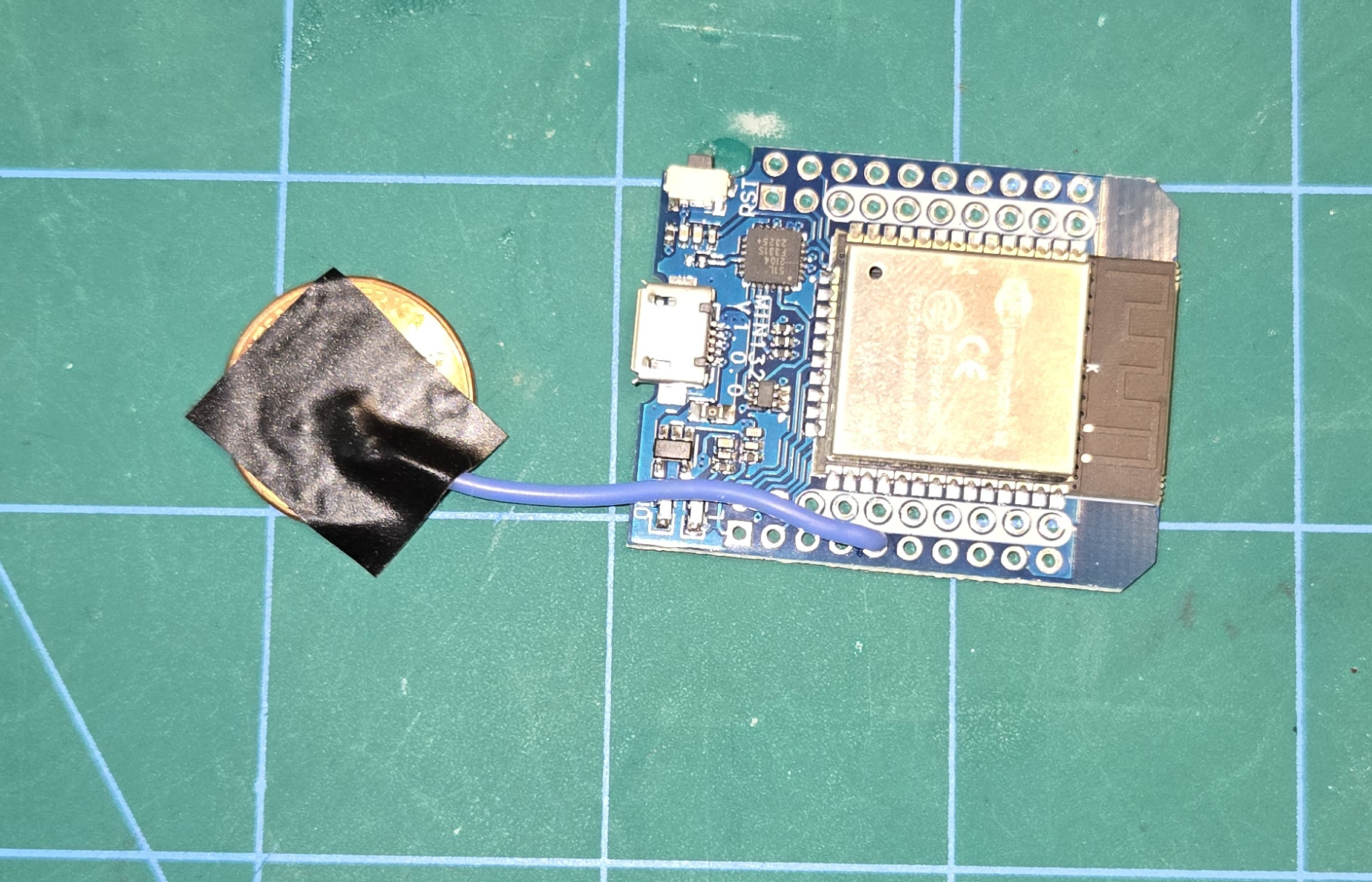 ESP32 D1 Mini Case with room for Penny by sagacis | Download free STL model | Printables.com