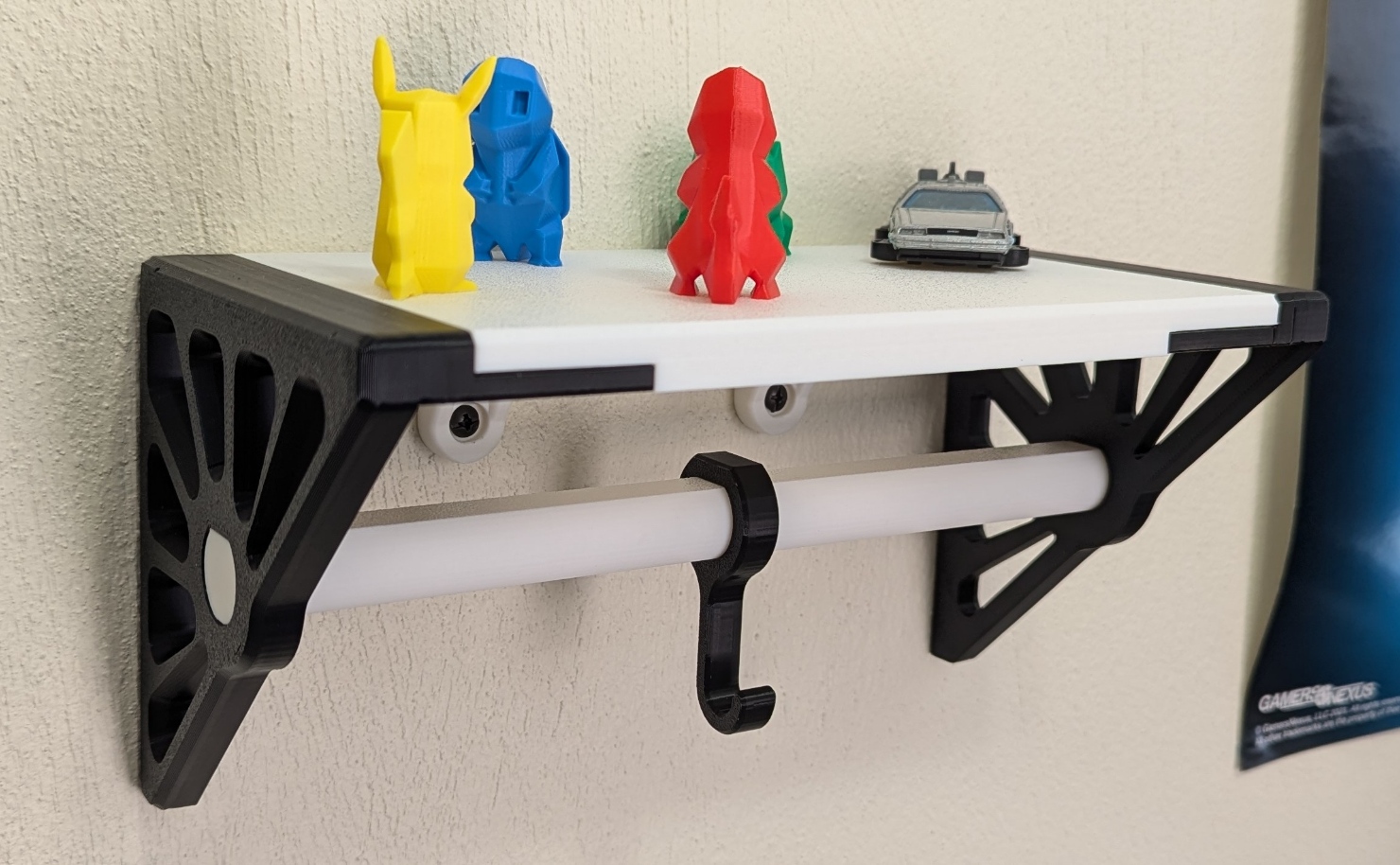 Shelf With Hanger by MartyTheMcFly | Download free STL model ...