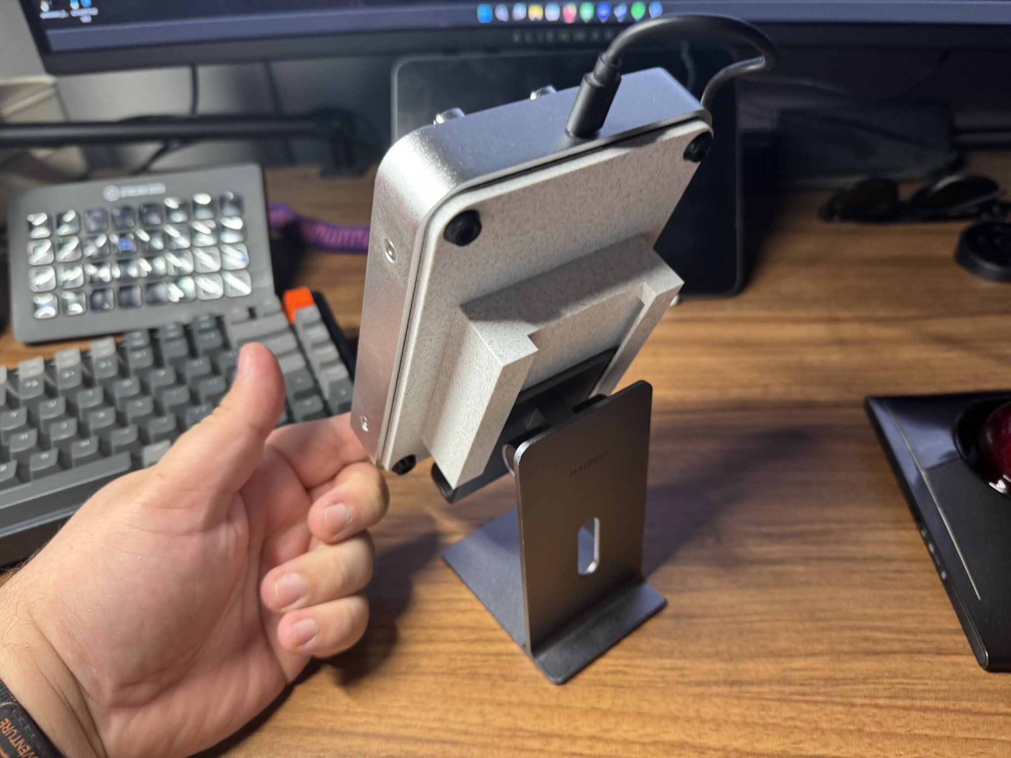 PCpanel pro stand adapter by BUFU | Download free STL model ...