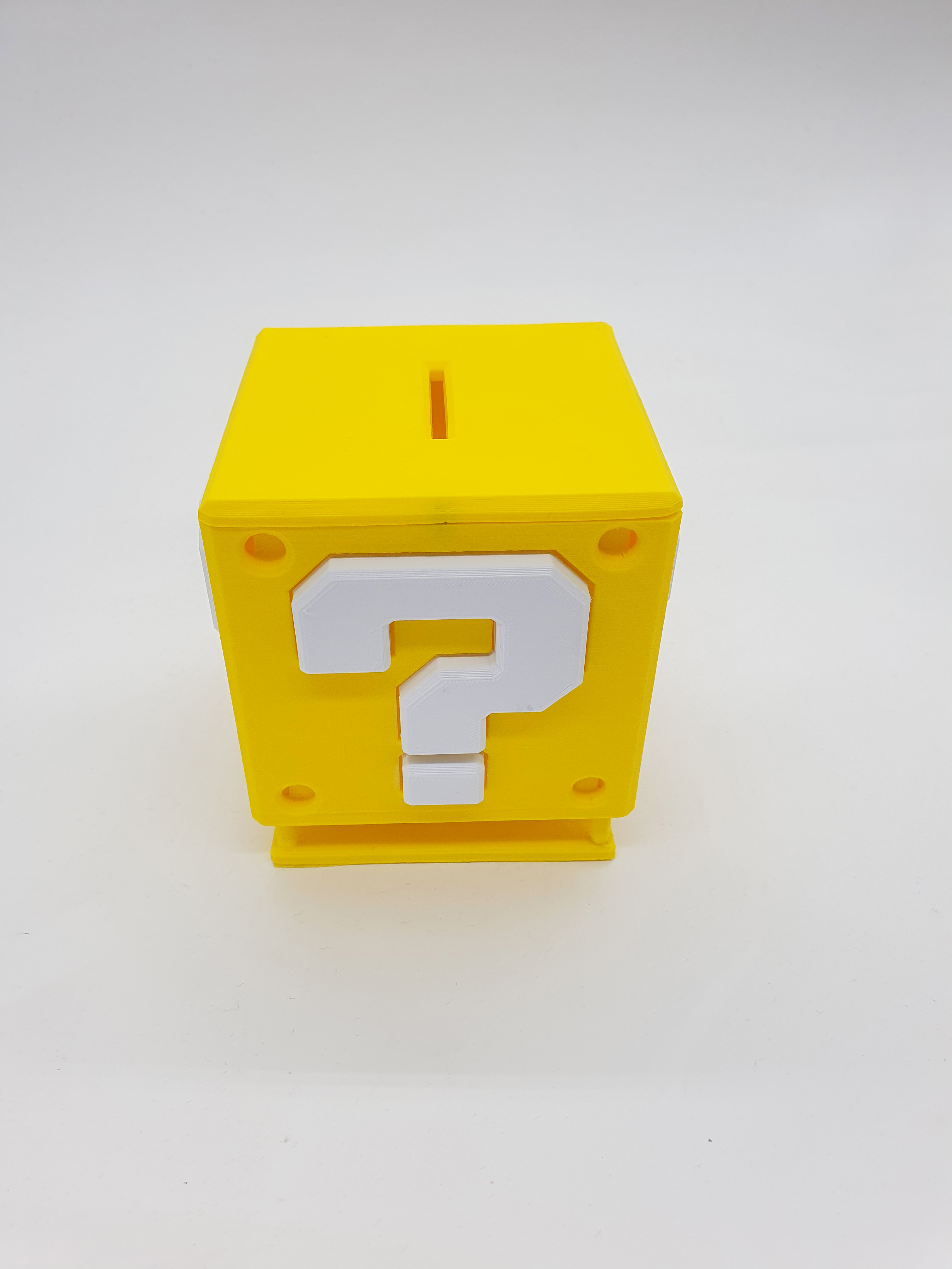 Super mario box piggy bank by Em_anu_3D | Download free STL model ...