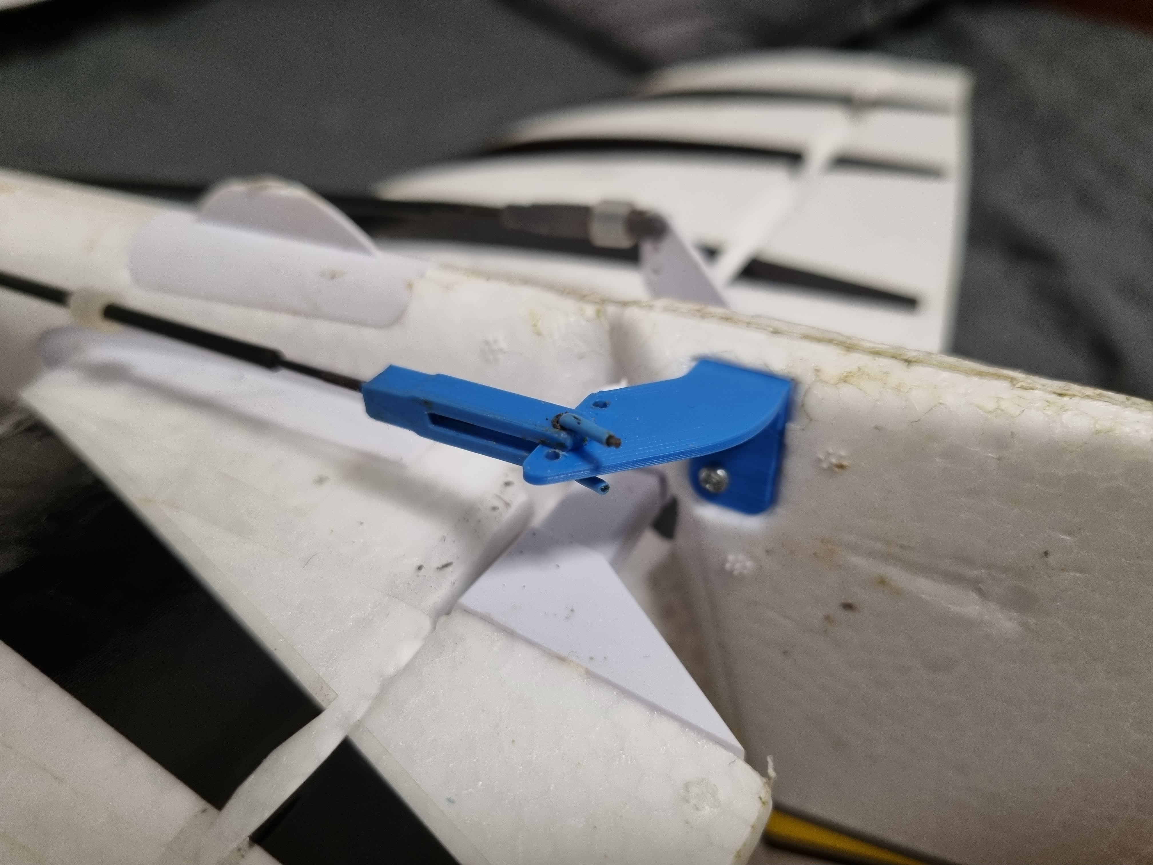 RC Plane E-flight Clevis for Push rod by Jarda T | Download free STL ...