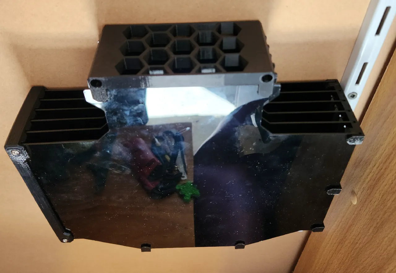 MMU3 Buffer top/bottom plate with screw mounts by Chris Jones ...