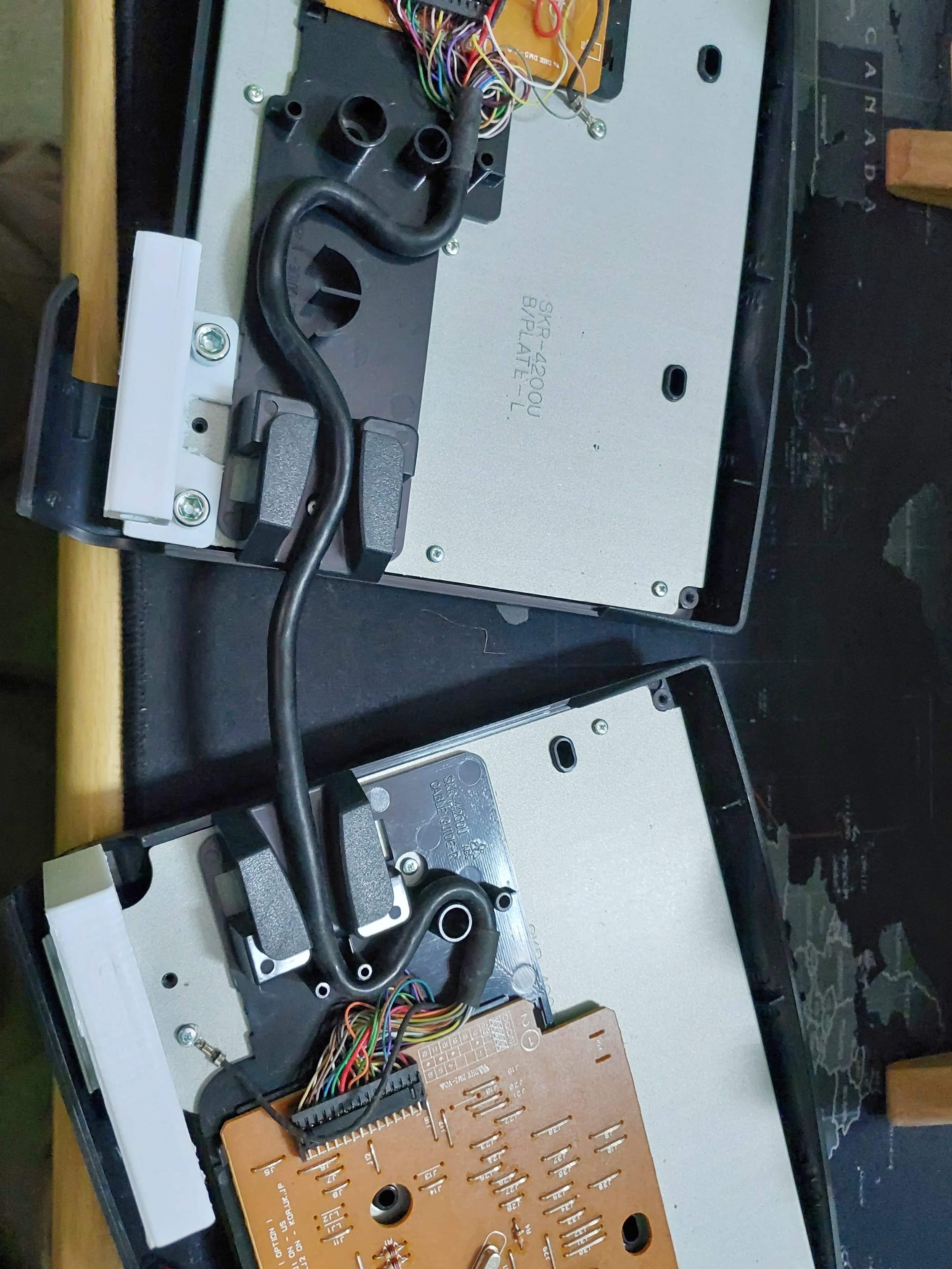 Goldtouch Split Keyboard Riser / Latch Replacement by Buraku | Download ...