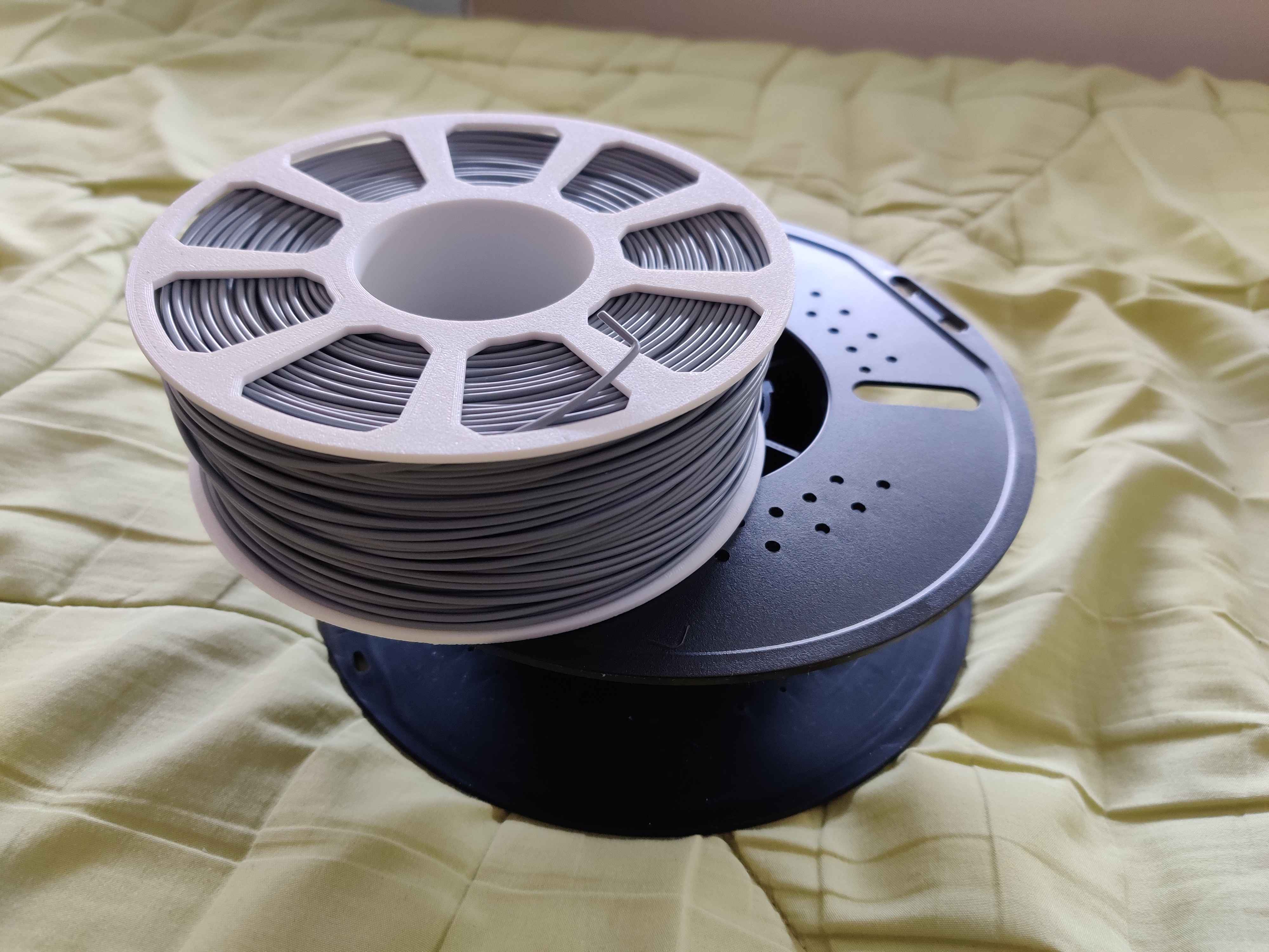 250g Sample Filament Spool por CmdrSoyo | Descargar modelo STL gratuito ...