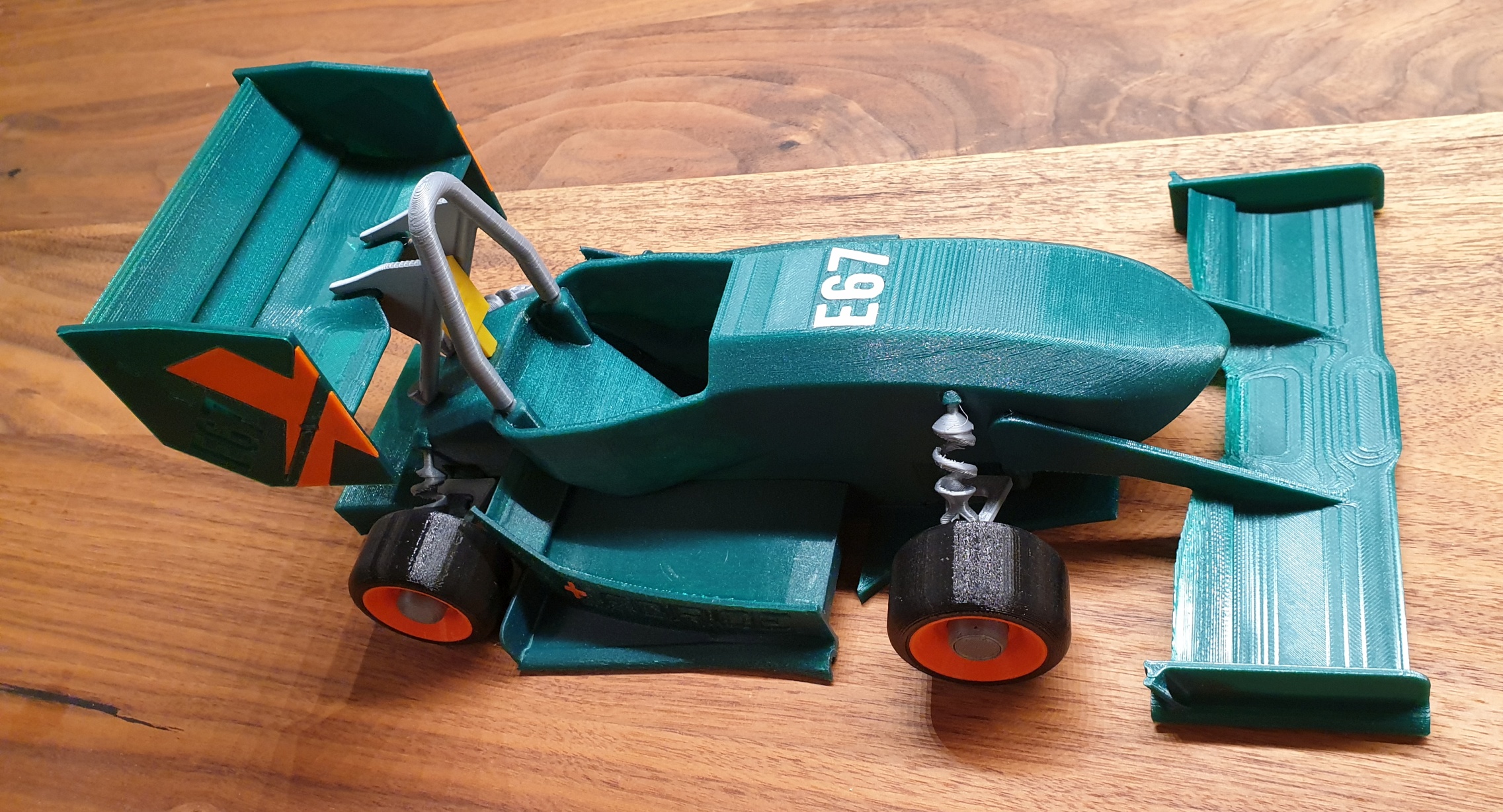 3 colored front wheel for print with single extruder by SplinterPrinter ...