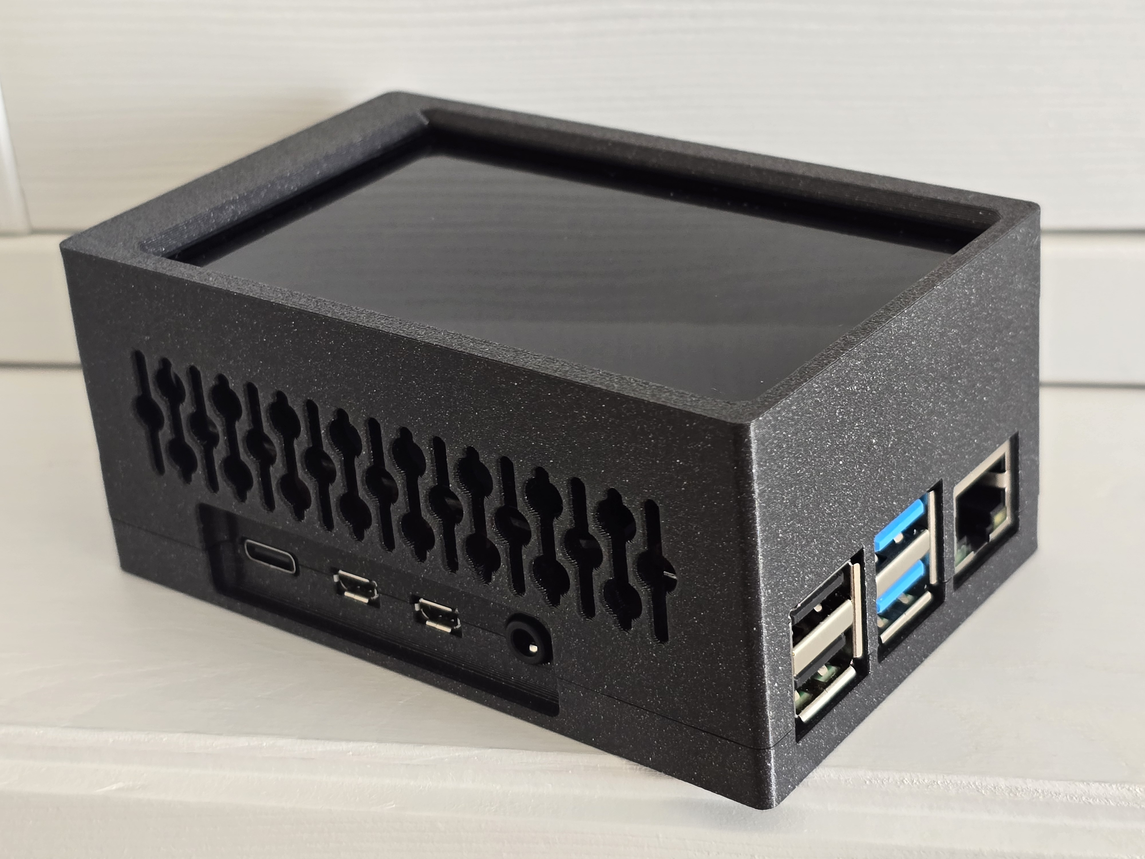 HyperPixel 4.0 case for Raspberry Pi 4B (Home Assistant) by LMCEI ...