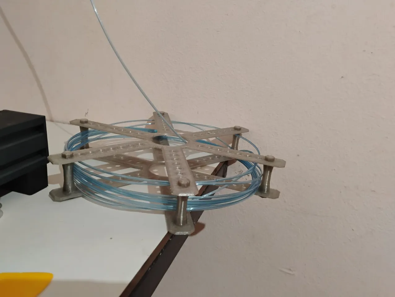 Reverse spool for recycled filament/PET filament by Matheus nogueira ...