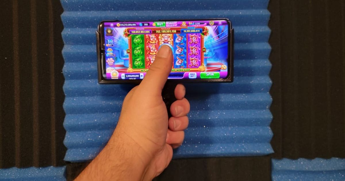 Sword handle for single handed game play on your phone! by RYTEK 3D ...