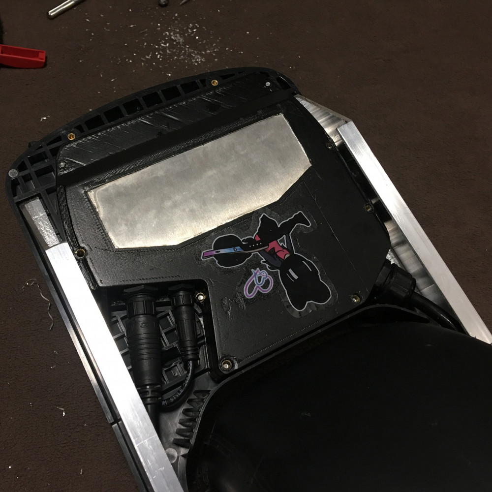 Onewheel Pint(X) Lower Controller Housing by Lia | Download free STL ...