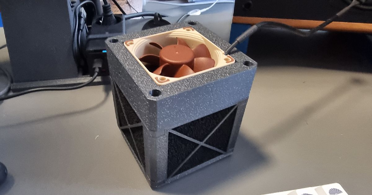 Mini air purifier / fume extractor by MartasSan | Download free STL ...