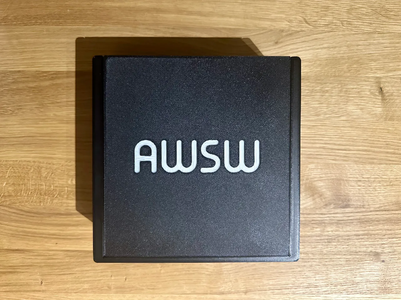 Gridfinity 4x4 transport box with sliding magnetic lid by AWSW ...