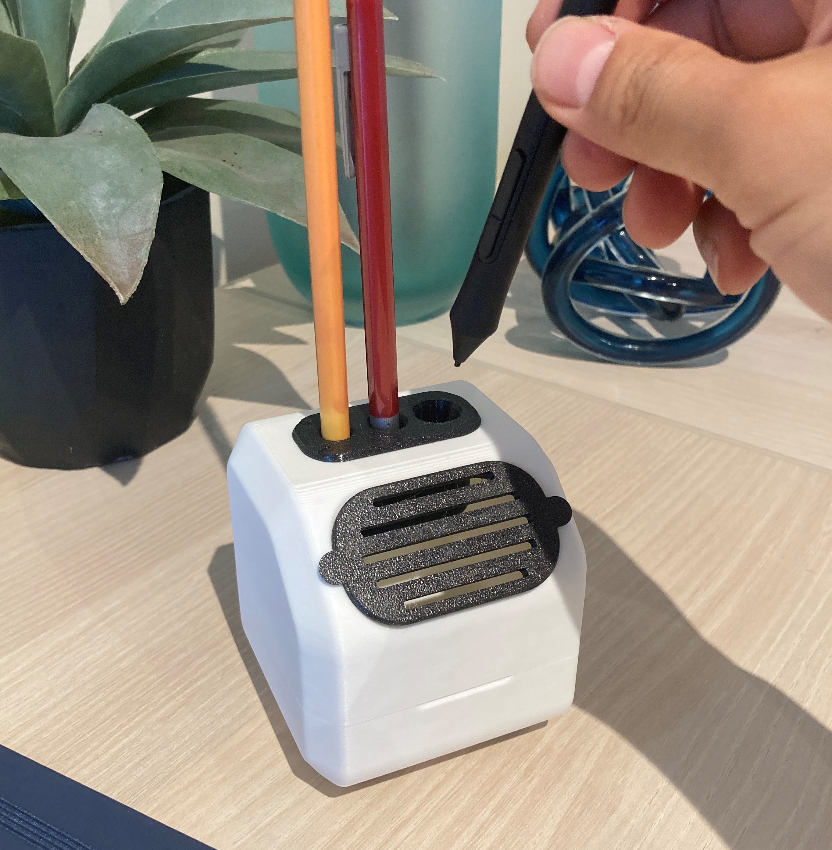 Desk Buddy por Hank | Descargar modelo STL gratuito | Printables.com