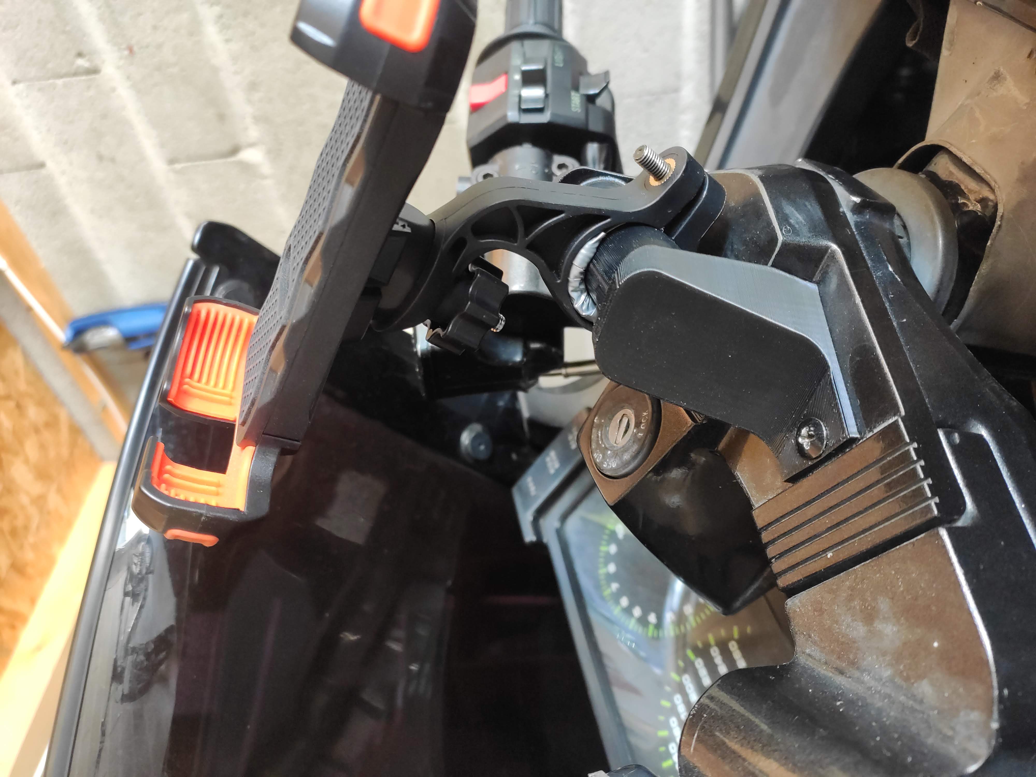 GPX 750R Phone Holder Bracket by hatrix | Download free STL model ...