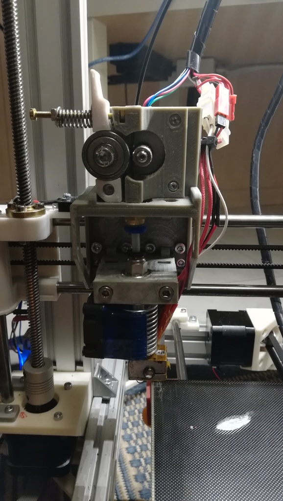 Direct Extruder Redisign by Dschin | Download free STL model ...