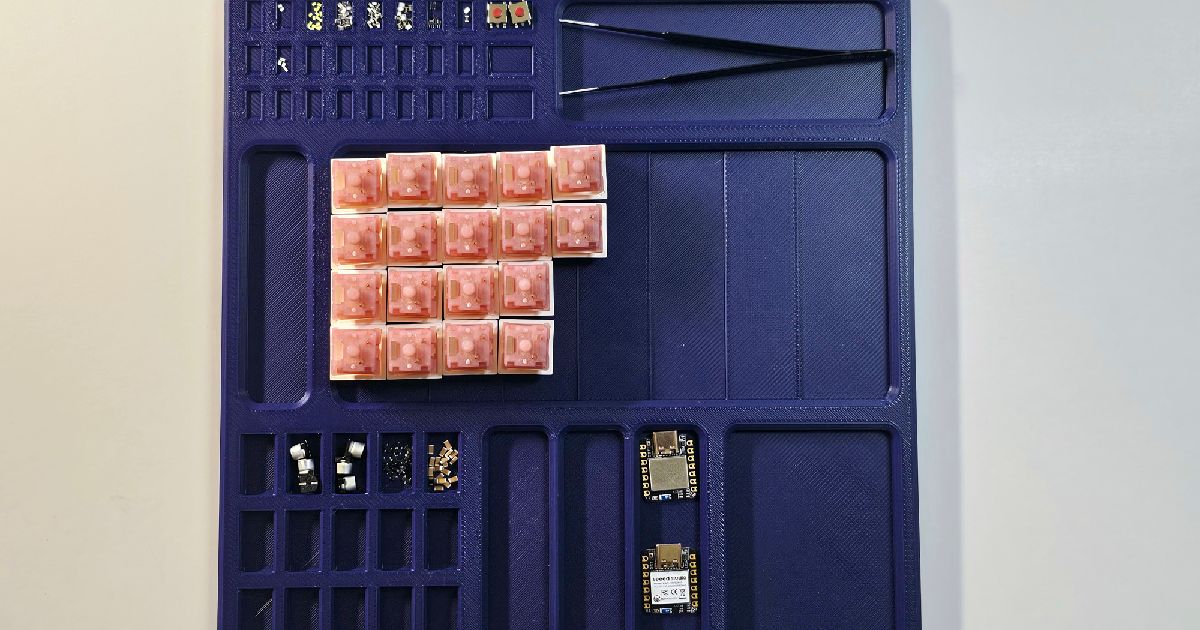 Electronic components part tray by Magmabow | Download free STL model ...